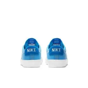Nike Zoom Blazer Low Pro Gt Sb Sneakers - Blue