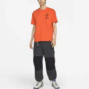 Nike Graphic Print T-shirt - Orange