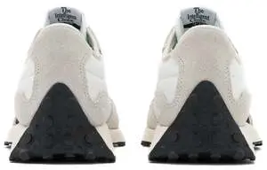 NEW BALANCE 327 Sneakers - Cream/white