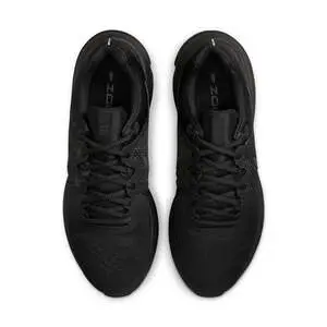 Nike Zoom Prevail Low Top Sneakers - Black