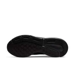 Nike Zoom Prevail Low Top Sneakers - Black