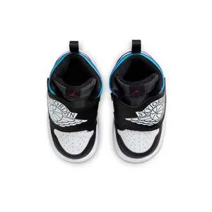 JORDAN 1 Sky High Top Sneakers