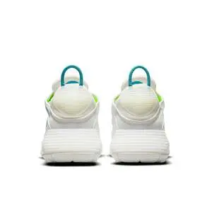Nike Max 2090 Low Top Sneakers - White/green/blue