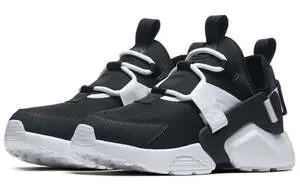 Nike Huarache City Low Sneakers