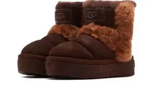 UGG Classic Chillapeak Boot - Burnt Cedar