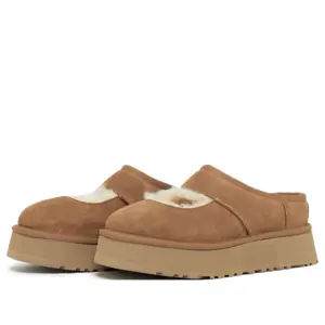 UGG Bea Mary Jane Platform Slip-ons - Chestnut