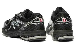 NEW BALANCE 860 V2 Athletic Sneakers - Black/silver