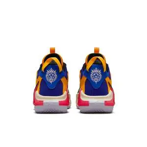 Nike Lebron Witness 7 Athletic Sneakers