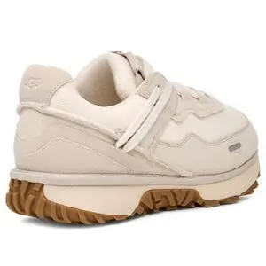 UGG Retrofi Low Top Sneakers
