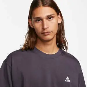 Nike Logo T-shirt - Gridiron