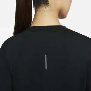 Nike Long Sleeve Crewneck Performance T-shirt