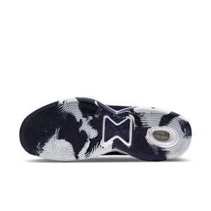 Nike Pg Tb Basketball Sneakers