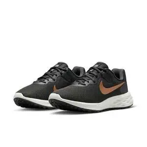 Nike Revolution Next Nature Low Top Sneakers - Blackgold