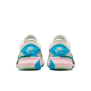 Nike Zoom Freak 5 Sneakers - Beige/black