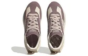 Adidas Originals Ozweego Sneakers - Cream/brown