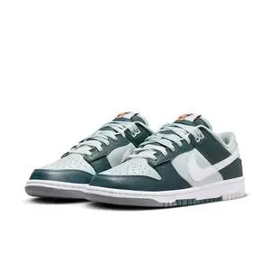 Nike Dunk Low Remix Sneakers - White/green
