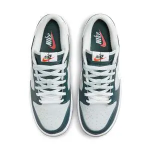 Nike Dunk Low Remix Sneakers - White/green