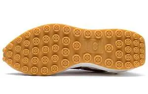 LI-NING Eternal 92 Low Top Sneakers