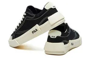 FILA FUSION Canvas Low Top Sneakers