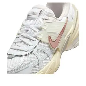 Nike V2k Run Sneakers - White/pink