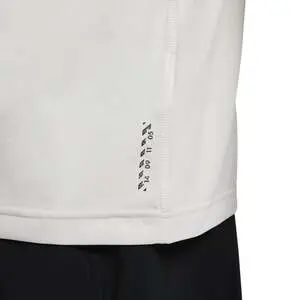 Nike Dri-fit Uv T-shirt With Graphic Detail - White
