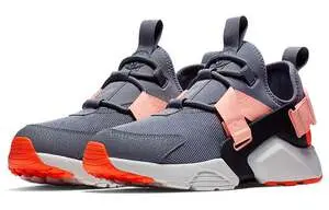Nike Huarache City Low Athletic Sneakers - Grey/red