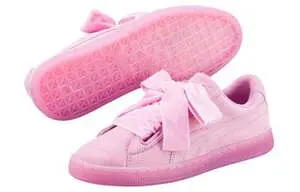 PUMA Suede Heart Reset "prism