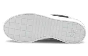 PUMA Carina Sneakers