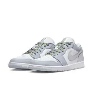 JORDAN 1 Low Se 'tear-away' Sneakers - White/silver