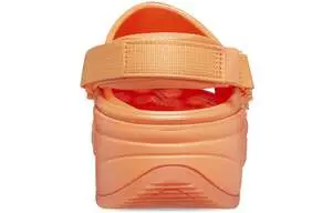 CROCS Hiker Xscape Clogs