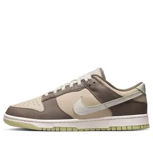 Nike Dunk Low "velcro Tongue Milk Tea" Sneakers - Brown