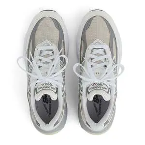 NEW BALANCE 990v6 Made In Usa Sneakers - Reflection/marblehead