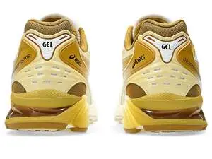 Asics Gel-kayano 14 X The Museum Visitor Sneakers - Cream/gold