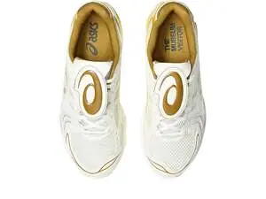 Asics Gel-kayano 14 X The Museum Visitor Sneakers - Cream/gold