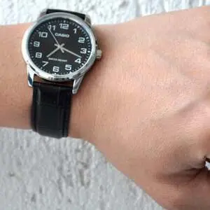 Casio Quartz Analog Leather Strap Watch
