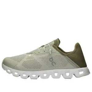On On Running Cloud 5 Coast Sneakers Green