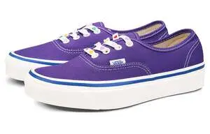 VANS Authentic 44 Low Top Sneakers - Purple