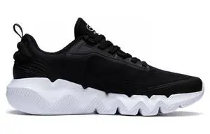 LI-NING Flex Athletic Sneakers