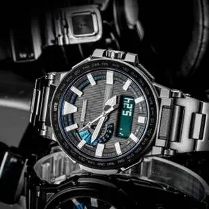 Casio Analog/digital Sapphire Crystal Sports Watch