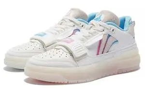 LI-NING Badfive Rookie Low Top Sneakers - White/beige/blue