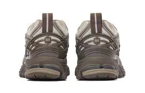 NEW BALANCE 1906r Sneakers