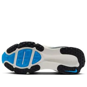 Nike Zoom Vomero 18 Sneakers - White/black/sail