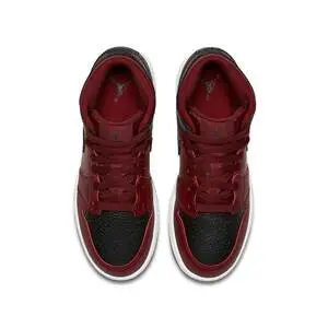 JORDAN 1 Retro Mid Sneakers