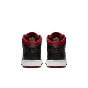 JORDAN 1 Retro Mid Sneakers