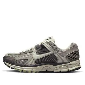 Nike Zoom Vomero Cobblestone Sneakers - Cobblestone/light Bone