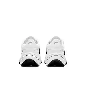 Nike Zoom Division Sneakers