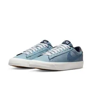 Nike Blazer Low Gt Sb Sneakers - Blue/white