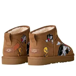 UGG X Palace Ultra Mini Boots - Chestnut