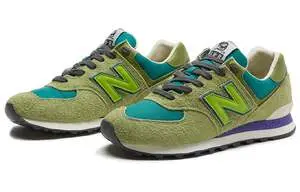 NEW BALANCE Stray Rats X 574 Sneakers - Green