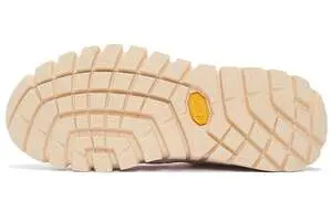 LI-NING Wave Boot